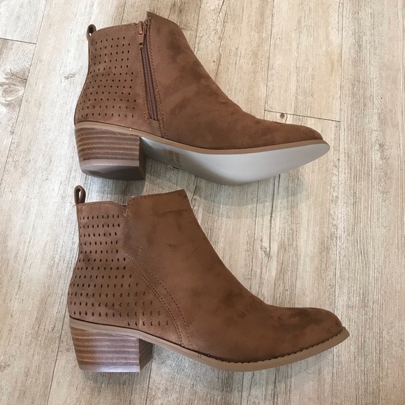 Report | Shoes | Report Short Ankle Boots Booties With Heel Womens Size ...